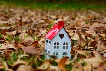 Pros and Cons of Moving in the Fall